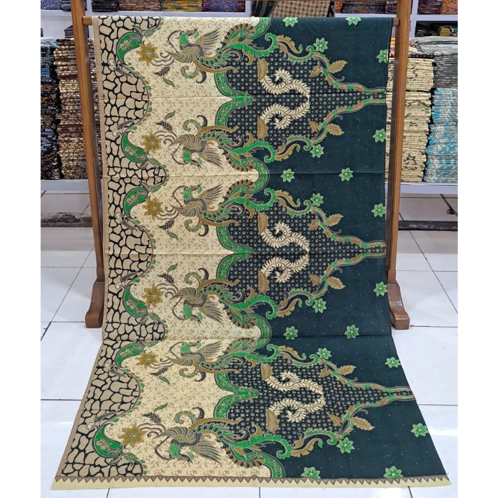 Jual Kain Batik SOLO motif gunungan truntum bunga | Shopee Indonesia