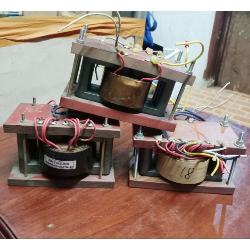 Jual trafo ferit plus lilitan nya ferite besar ukuran 12x6x5cm trafo ultrasonic | Shopee Indonesia