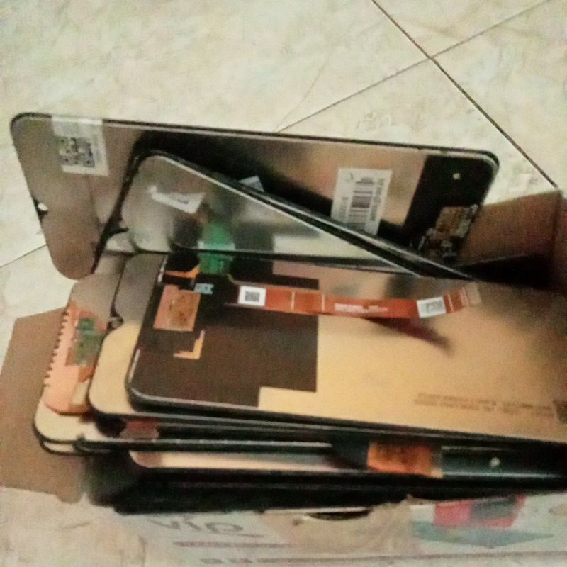 Jual LCD bekas/kiloan | Shopee Indonesia