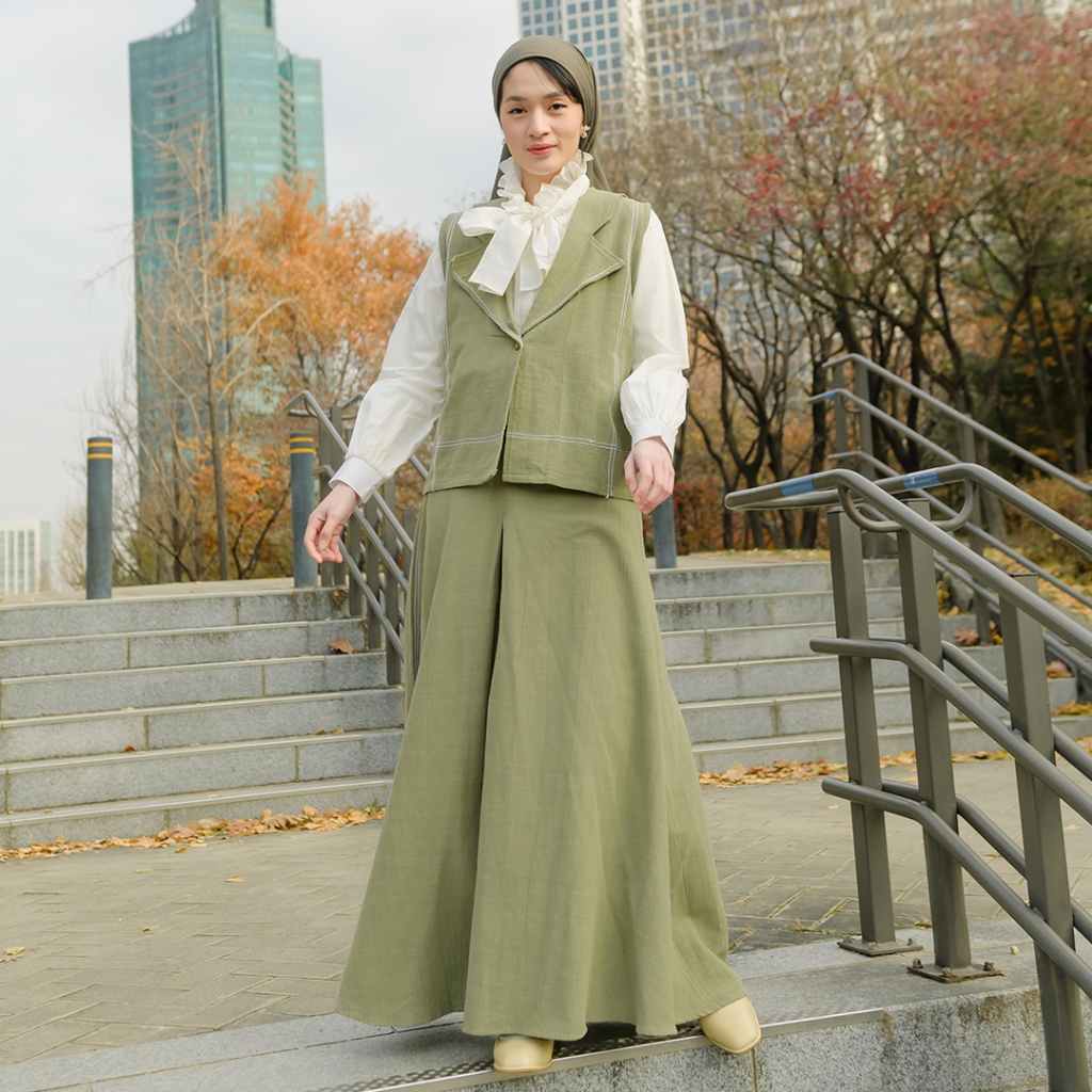 Jual Lozy Hijab - Haffa Set (One Set Linen Vest dan Rok) | Shopee Indonesia