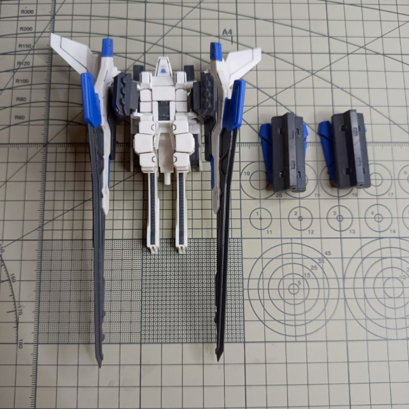 Jual RG 1/144 REAL GRADE GUNDAM OO 00 RAISER/SEVEN SWORD PART XN RAISER ...