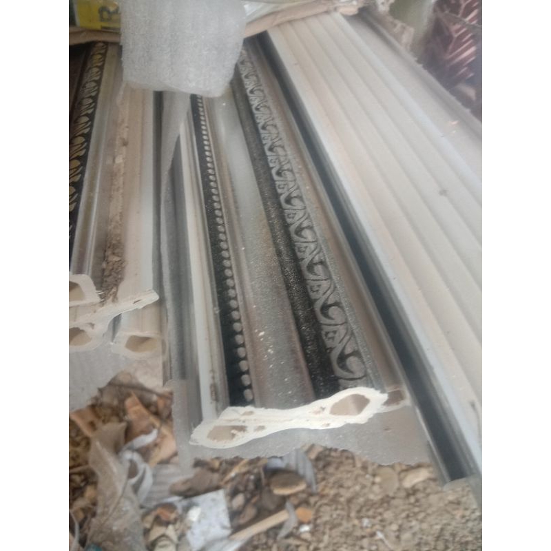 Jual Lis tepi pigura Lis plafon PVC Lis Gypsum Lis bingkai foto ...