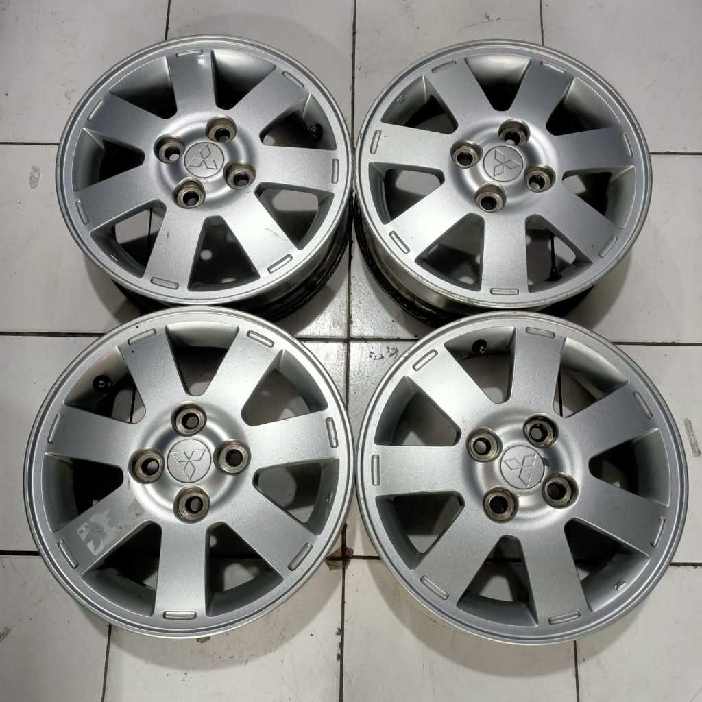 Jual velg mobil bekas OEM MIRAGE ring 14 pcd 4x100 untuk calya sigra karimun ayla | Shopee Indonesia