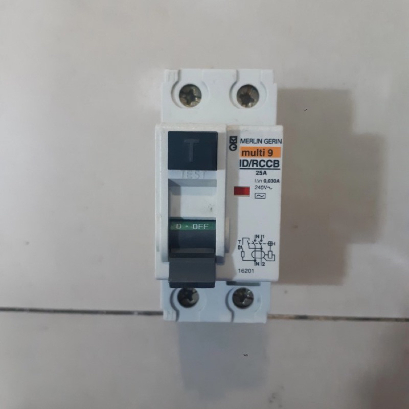 Jual Elcb / Rccb 2p 25a 30ma Merlin Gerin Original | Shopee Indonesia