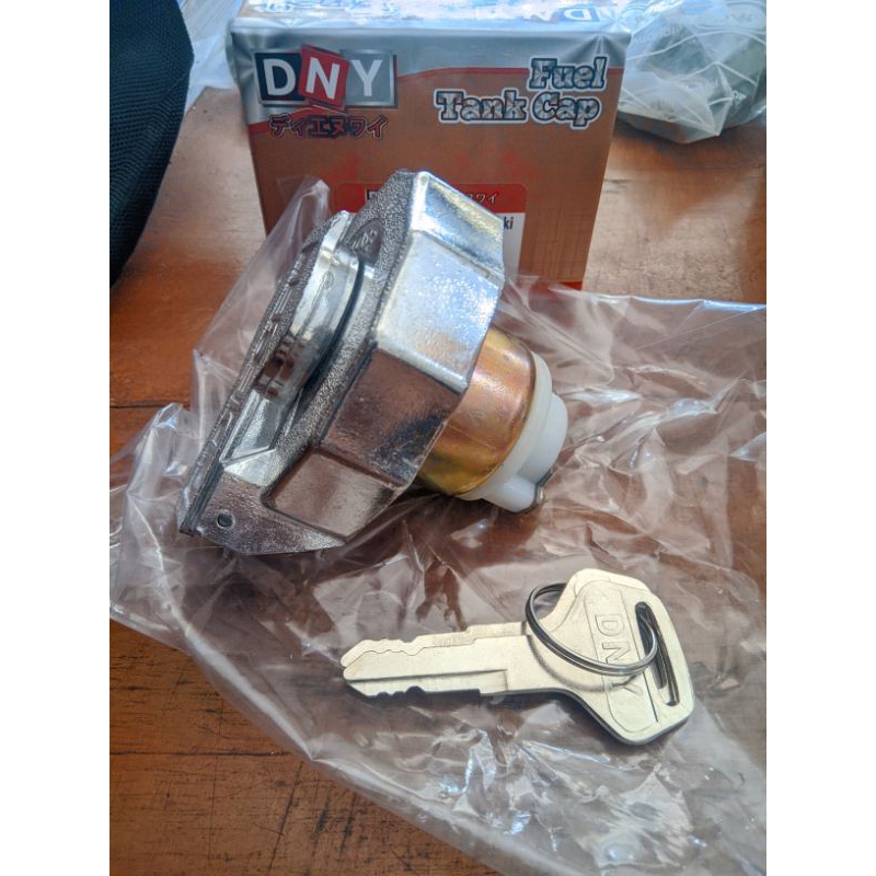 Jual TUTUP TANGKI BAHAN BAKAR ISUZU ELF/TRAGA | Shopee Indonesia