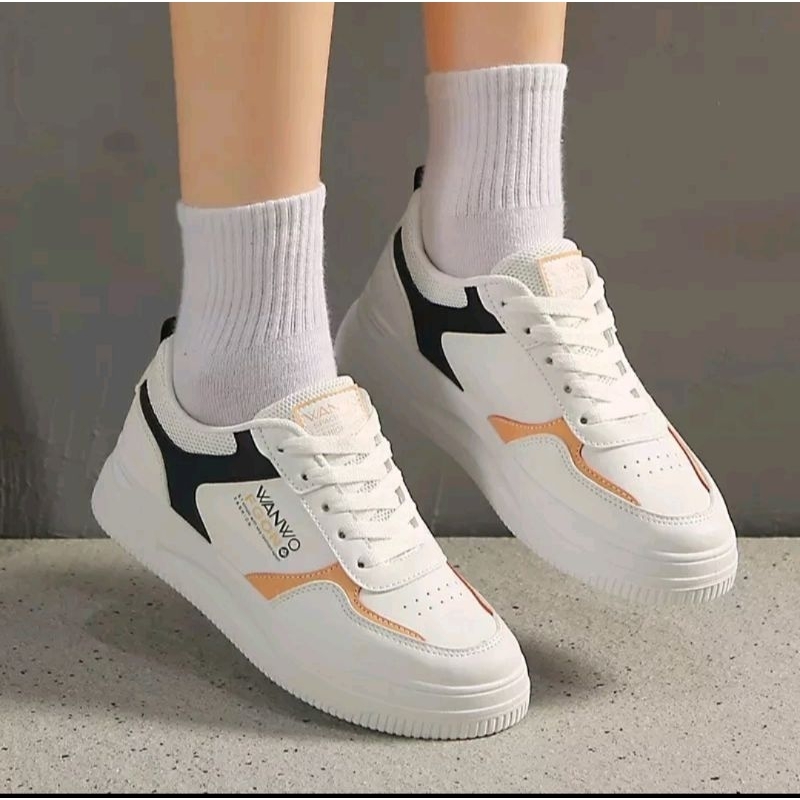 Jual Sepatu Sneakers Wanita Wanwo Fgon Kasual Korea Terbaru/Sepatu Wanita Hits Kekinian | Shopee ...