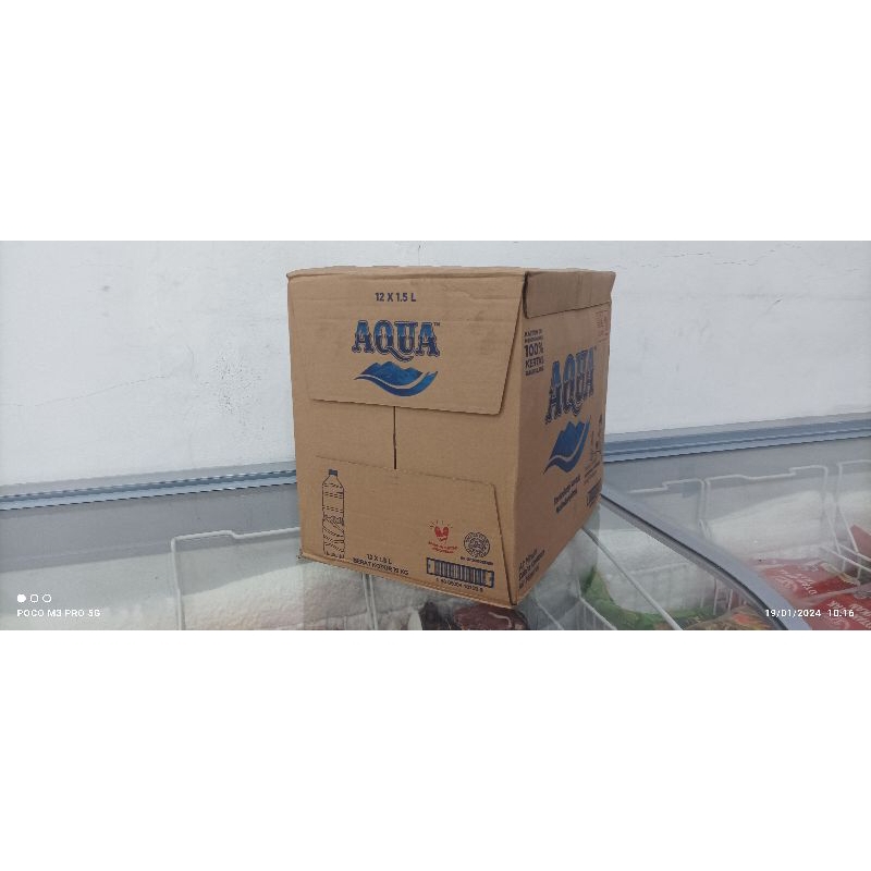 Jual Air mineral Aqua botol 1500 ml 1 dus | Shopee Indonesia