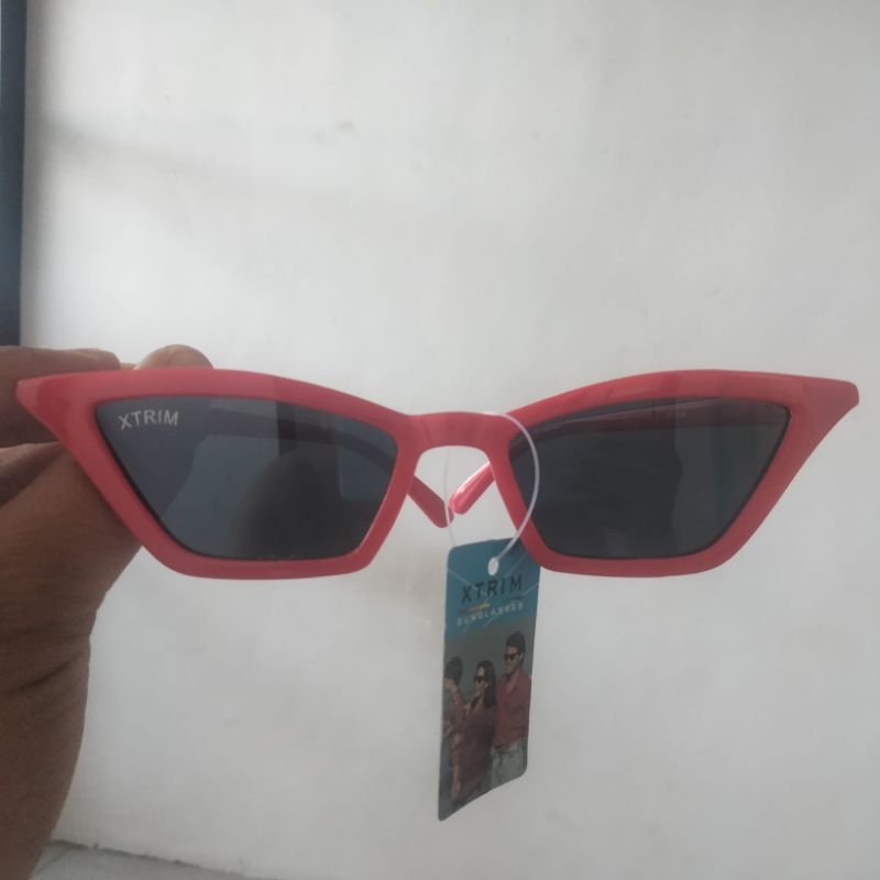 Jual Kacamata Cat eye Kaca hitam Frame Merah Wanita Elegan Murah ...