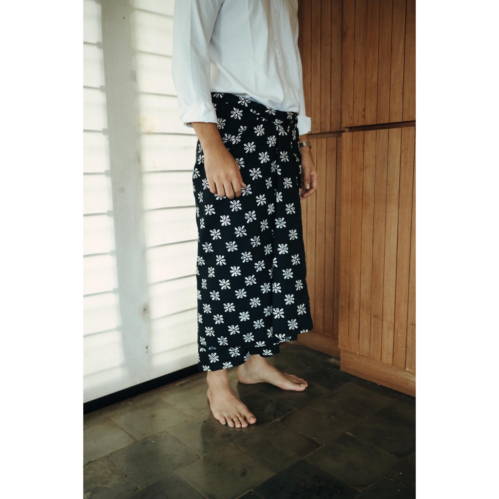 Jual Ragam Bentala - Kain Batik Truntum Arang | Shopee Indonesia