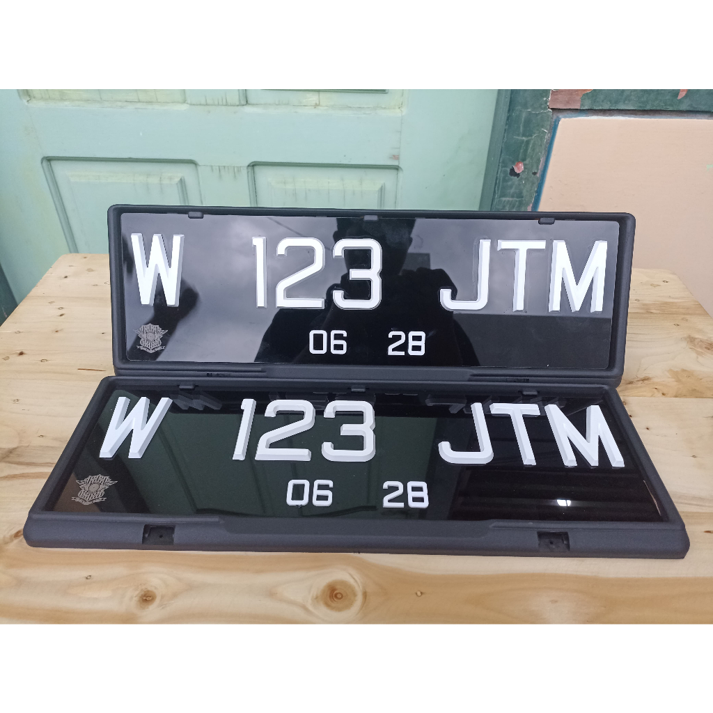 Jual Plat Nomor Mobil Variasi Timbul/Set - Singapore Putih FREE COVER ...
