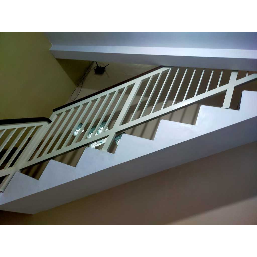 Jual Railing minimalis handrail conwood / Pengaman tangga / Railing ...