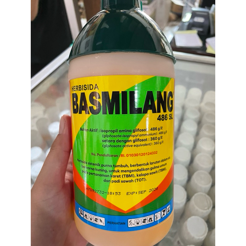 Jual basmilang 1liter glifosat 486sl obat rumput petrokimia kayaku ...