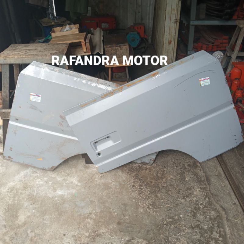 Jual PANEL DAUN/KULITAN PINTU LUAR COLT DISEL UMPLUNG PS100/120PS LAMA ORIGINAL | Shopee Indonesia