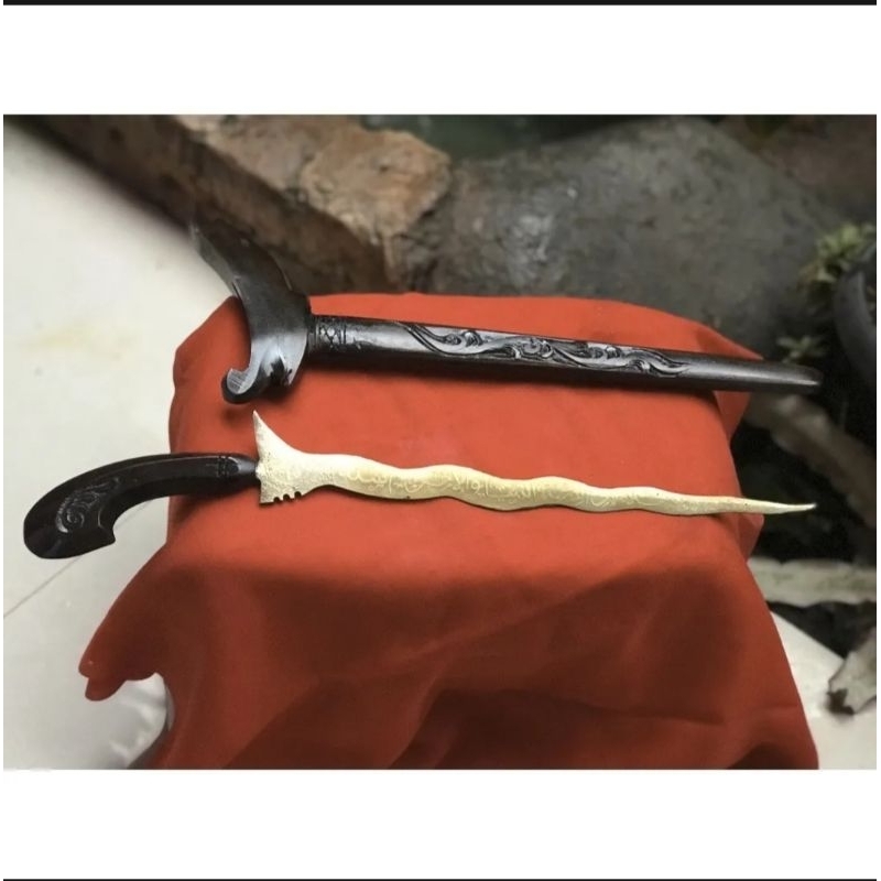 Jual Pusaka Keris Kuningan Lafadz Tumpul Ukuran Jumbo/Besar | Shopee ...