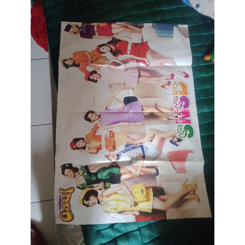 Jual Poster jumbo tabloid gaul SNSD dan Kyuhyun | Shopee Indonesia