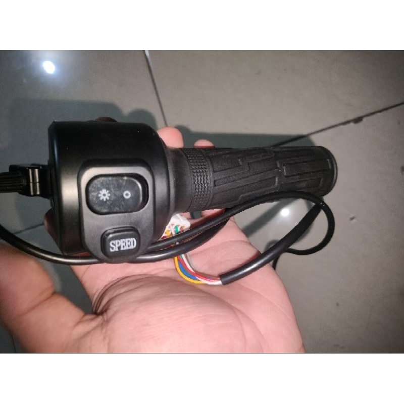 Jual HANDLE GAS SEPEDA LISTRIK UWINFLY D60 D70 D7D D8D M60 | Shopee Indonesia