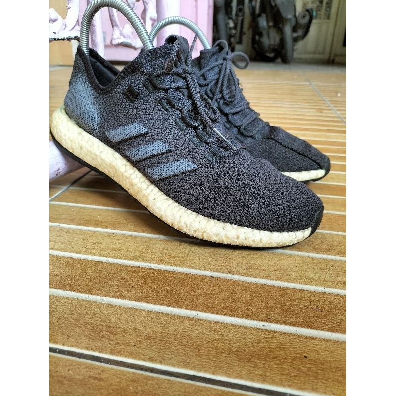 Jual Adidas Boost original | Shopee Indonesia