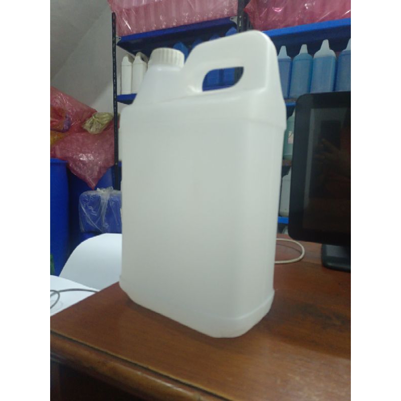 Jual jerigen 5 liter baru. BOTOL JERIGEN 5 LITER. 5000 MILI SEGEL FOOD ...