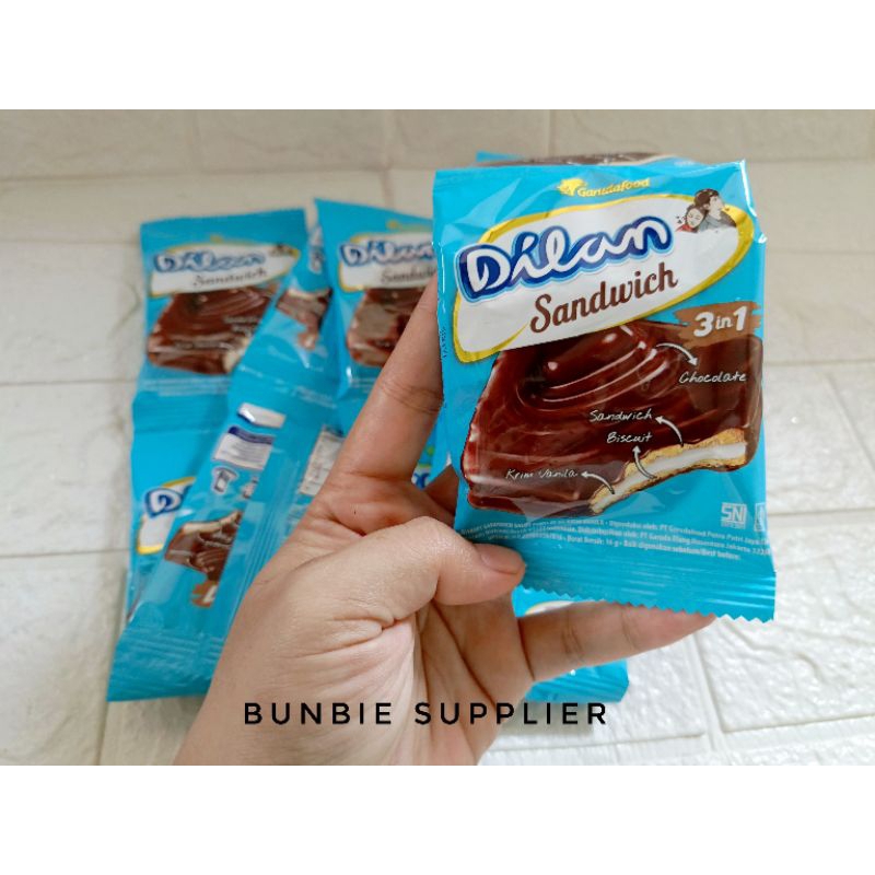 Jual DILAN Sandwich 3 in 1 Krim Vanila ISI 10pcs ( RENCENG ) | Shopee ...
