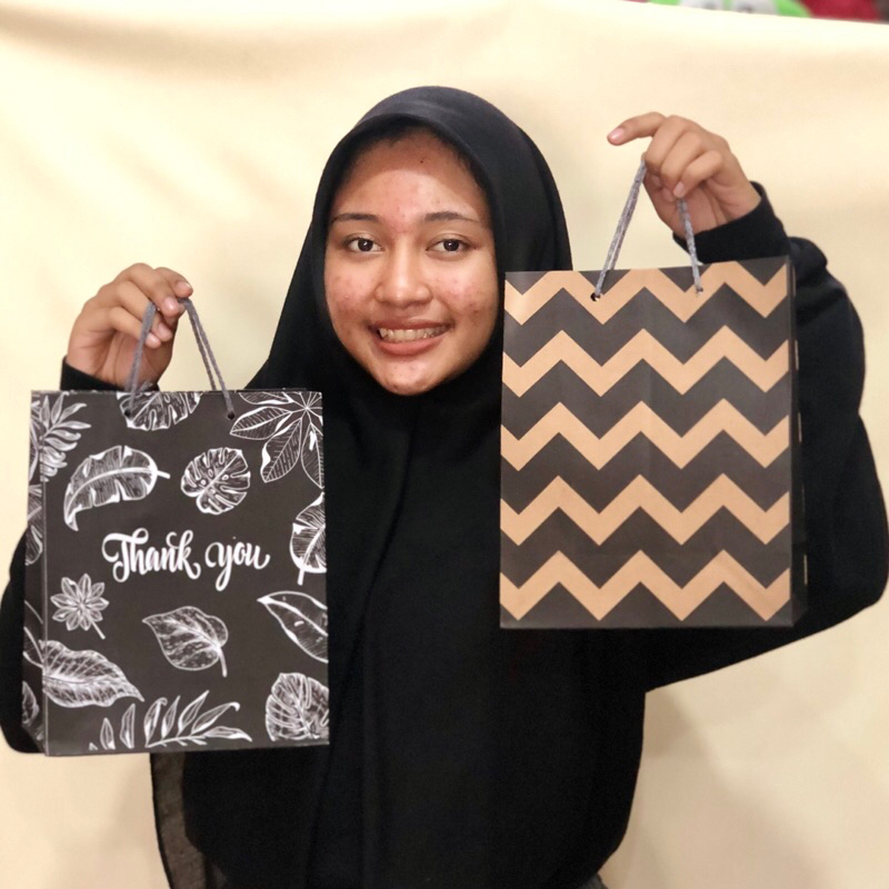 Jual Paper bag batik motif 25 cm x 20 cm x 10 cm tas souvenir paperbag ...