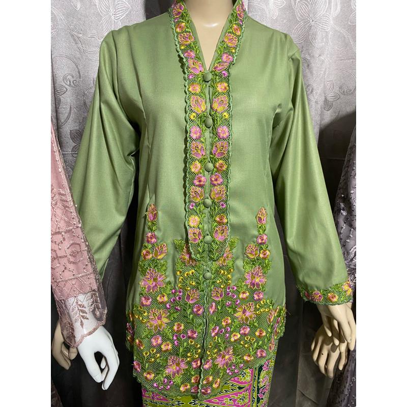 Jual Kebaya Encim Wanita / Kebaya Encim Tradisional Motif Bunga / Encim ...