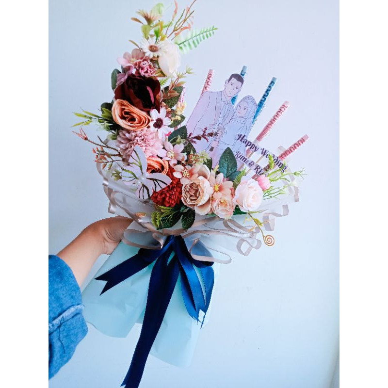 Jual Buket Bunga Bentuk Bulan sabit untuk wedding | Wisuda | Engagement ...