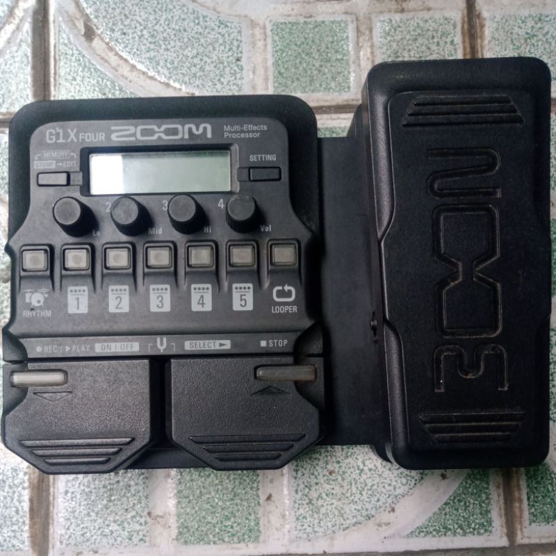Jual efek gitar zoom, G1X .four/ minus mati total / bisa buat bahan ...