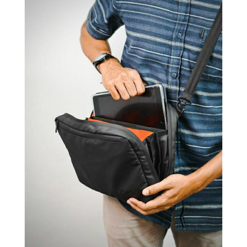 Jual TAS KERJA 2 FUNGSI | TAS IPED / TAB | WATER REPELLENT | Shopee ...