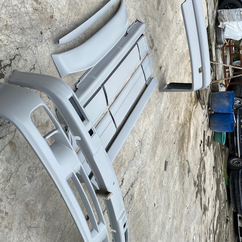 Jual Replika Body kit M Tech 2 BMW E30 (fiber) | Shopee Indonesia