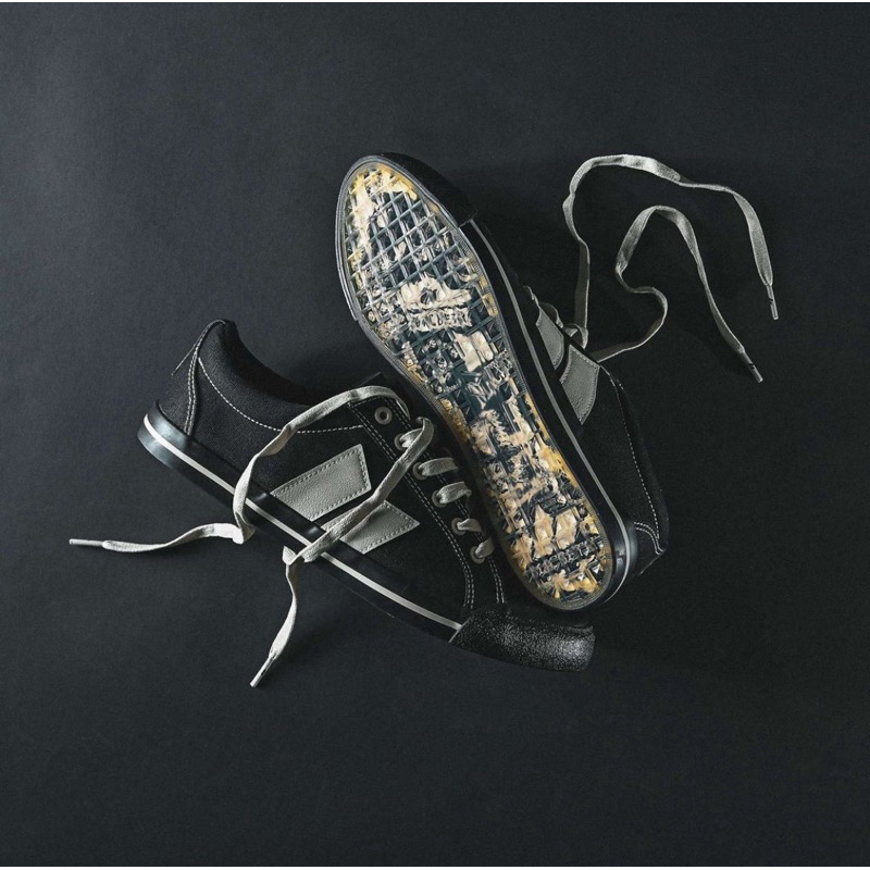 Jual Macbeth Eliot Black Cemant ORIGINAL Sepesial Edisi | Shopee Indonesia