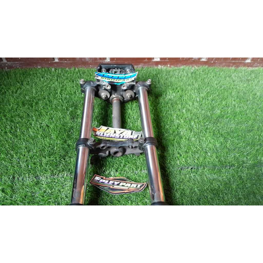 Jual Shock depan set ori new megapro mono( as baret kiri kanan ...