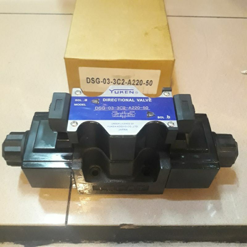 Jual SOLENOID YUKEN DSG-03-3C2-A220-50 / YUKEN DSG03 / Selenoid DSG03 | Shopee Indonesia