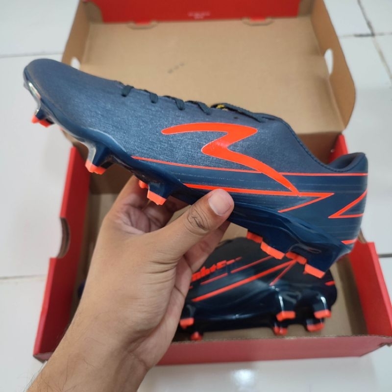 Jual Specs Lightspeed 20 Reborn FG | Shopee Indonesia
