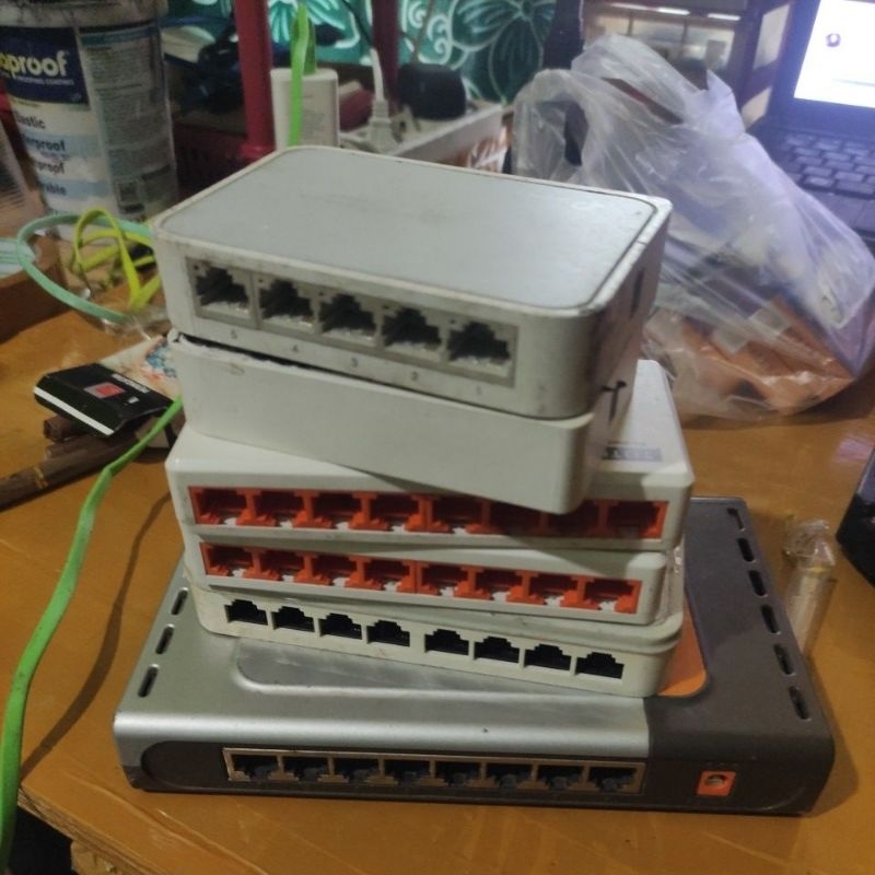 Jual Swith Hub tp link dan dlink 8 lan +5 lan 16 lan dan 24 port | Shopee Indonesia