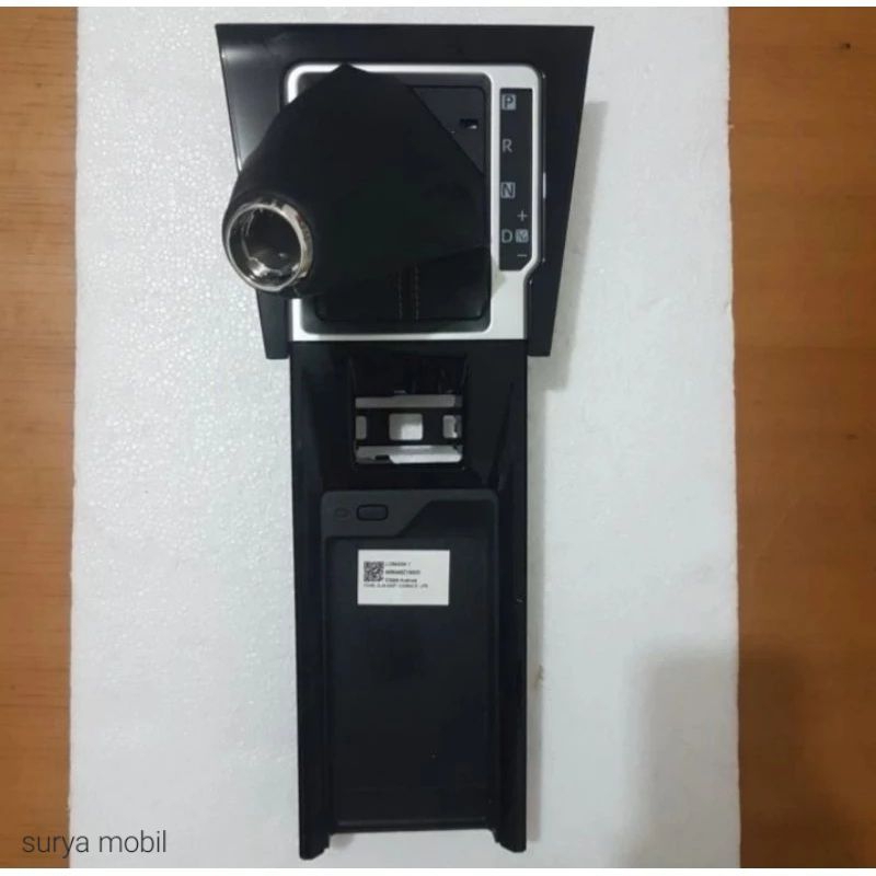 Jual Panel consule box persneling Automatic Toyota Veloz 2022 Original ...