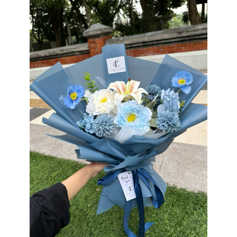 Jual Bucket Bunga Biru | Oceanic Elegance Bucket | Bucket Bunga ...