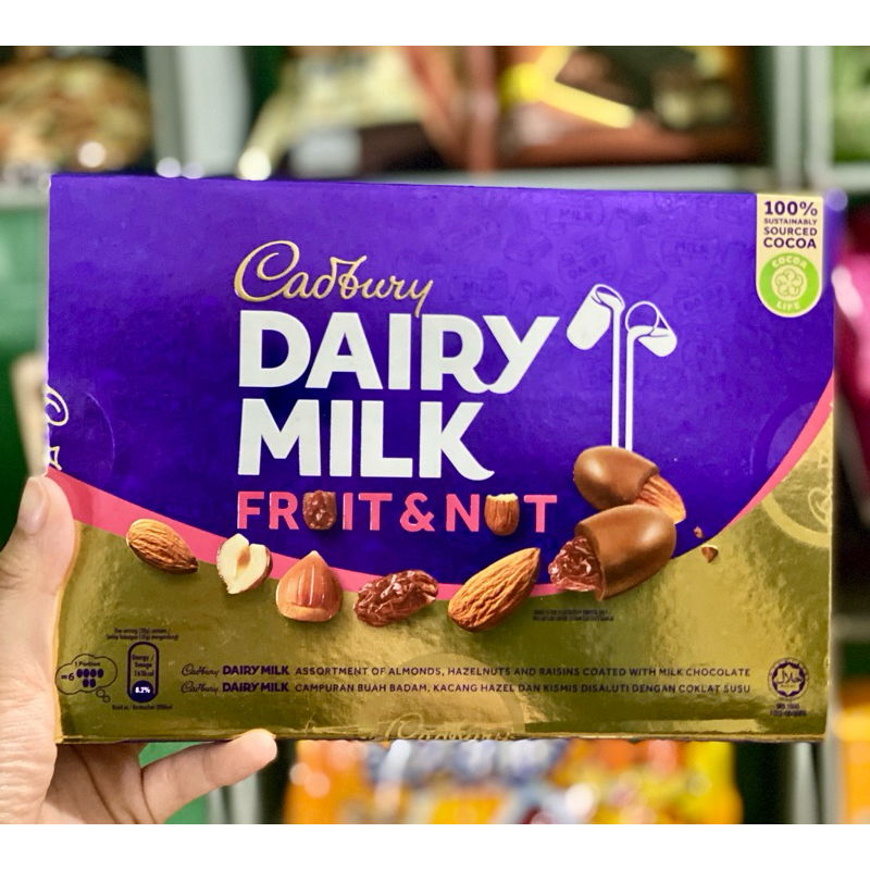 Jual CADBURY DAIRY MILK FRUIT & NUT BOX COKLAT CHOCOLATE CADBURY SNACK ...