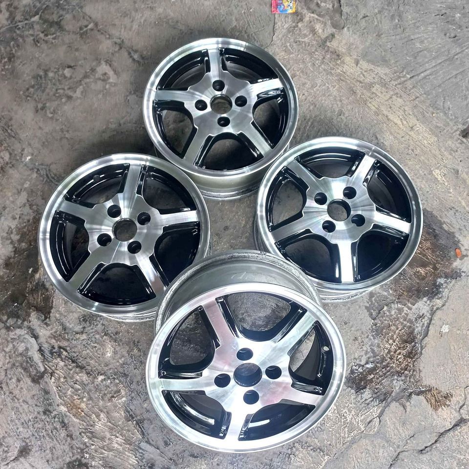 Jual velg mobil second ring 14 baut 4x100 | Shopee Indonesia