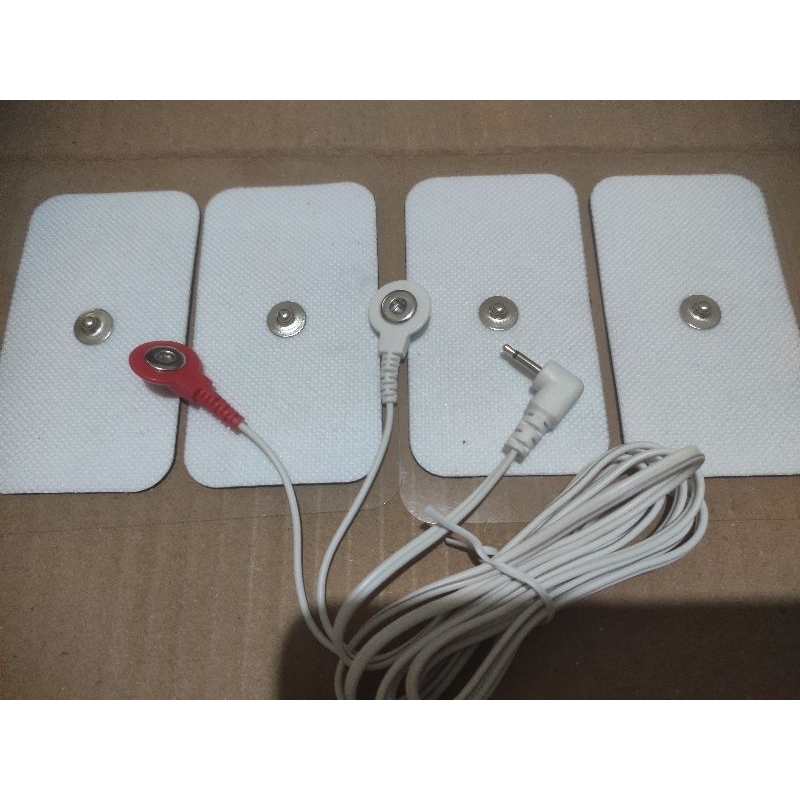 Jual 4 Buah Elektroda Pad Tens Dan 1 Kabel 2 arah Fisioterapi Plug Gel ...