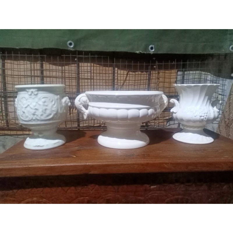 Jual MEJA DAN 3 BUAH FAS BUNGA KERAMIK | Shopee Indonesia