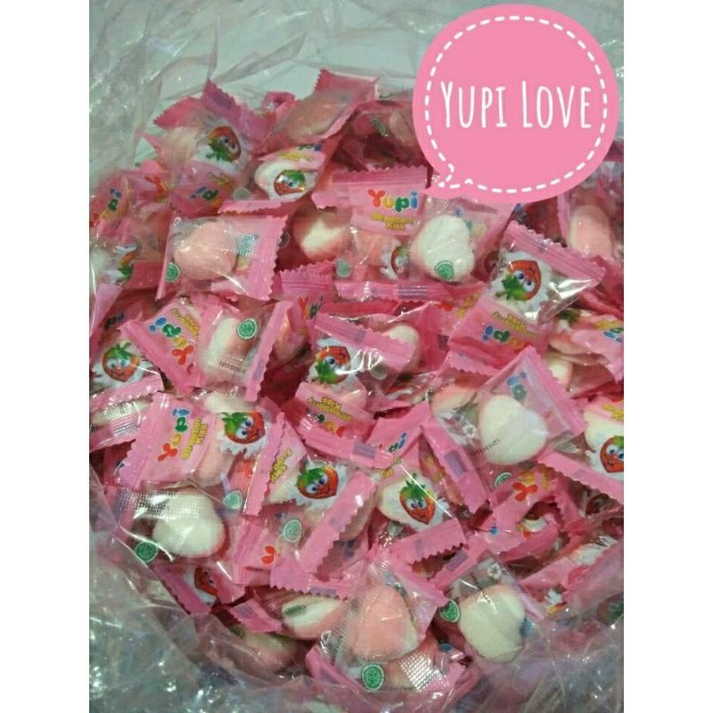 Jual Permen Yupi Strawberry kiss 250 g | Shopee Indonesia