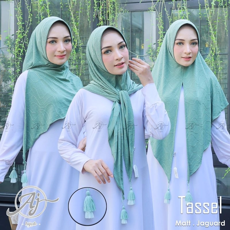 Jual AJ - TASEL Hijab Instan Segitiga Pet Matt Jersy Jaguard By Aulia ...