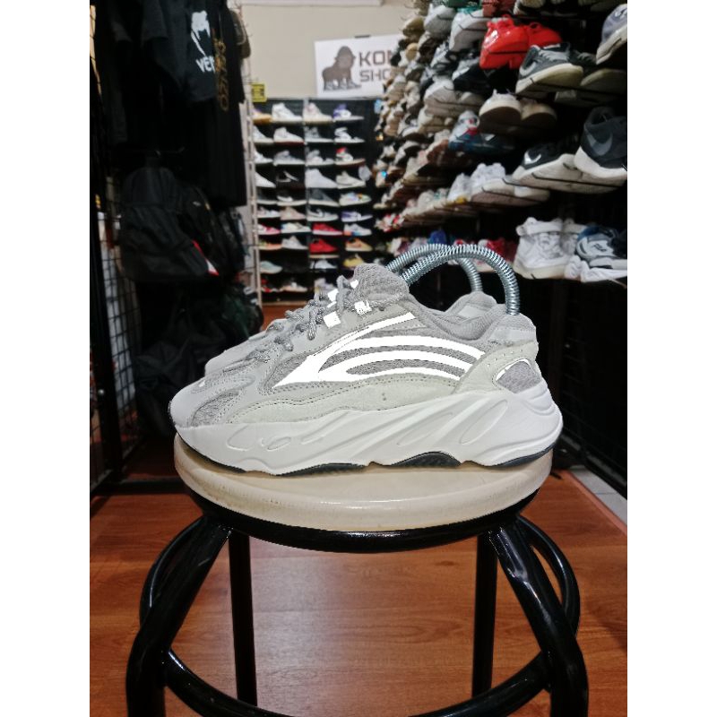 Jual SEPATU YEEZY 700 STATIC WHITE | Shopee Indonesia