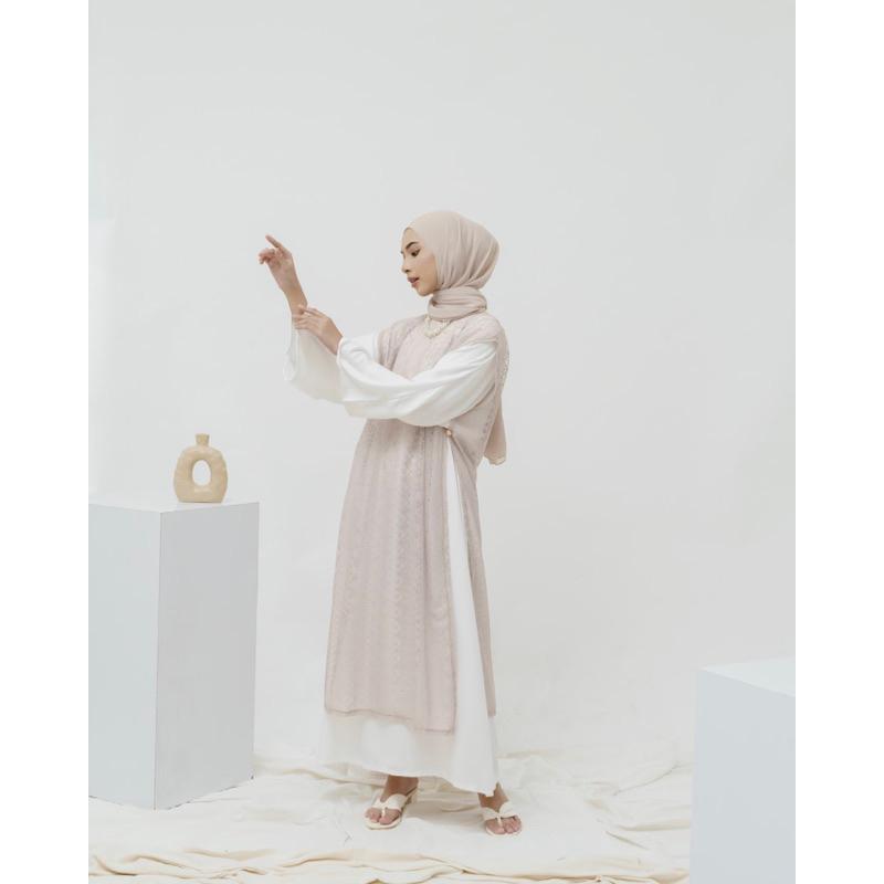 Jual Hollingberry - Hiba Long Vest Outer Brukat (Outer Only) Raya ...