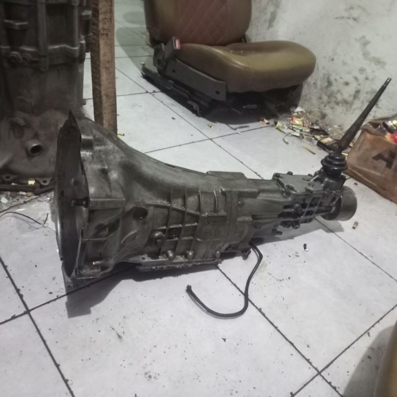 Jual gear box gearbox transmisi manual Lancer SL 80-84 | Shopee Indonesia
