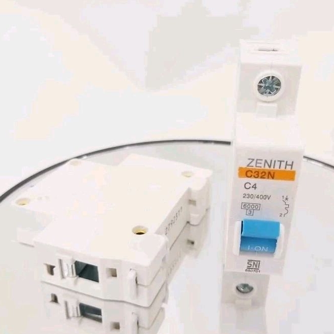 Jual MCB LISTRIK ZENITH 1P 4A / MINI CIRCUIT BREAKER 4 AMPERE 1P 1POLE ZENITH | Shopee Indonesia