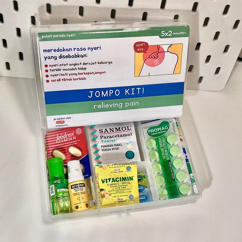 Jual (READY STOCK) Kado Apotek Mini | Edisi Jompo Kit | Kado Ulang ...