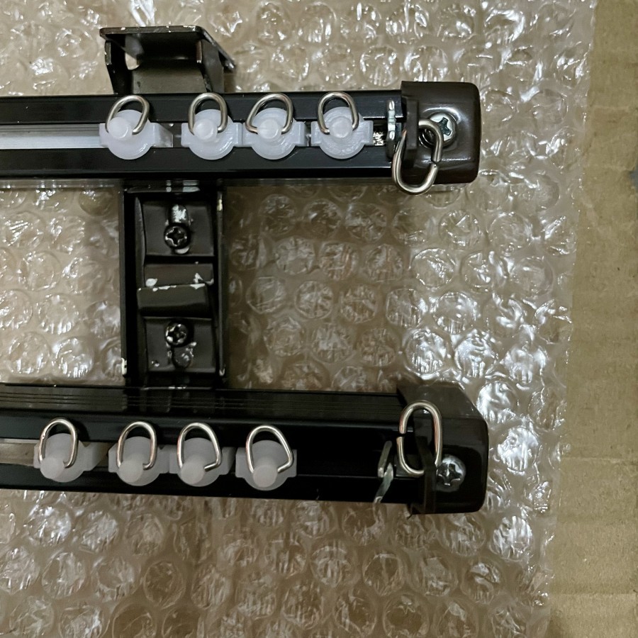 Jual Tiang Rel Double Elite batang gorden 1 set tiang besi roda hordeng ...