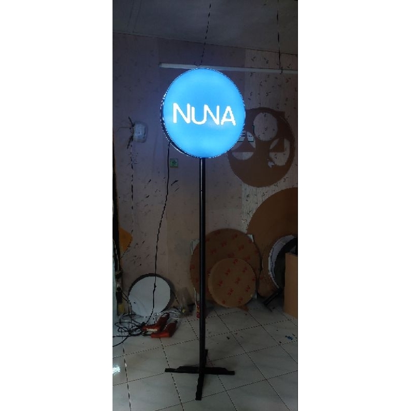 Jual Neon box tiang stand 2mter | Shopee Indonesia