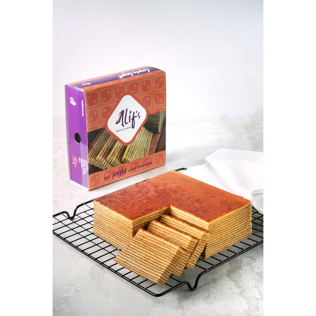 Jual Lapis legit Alif's Bakery | Roti Kue Cake Makanan Cemilan Jajanan ...